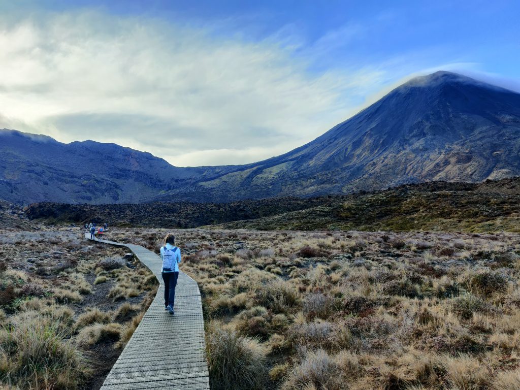 Qué ver y hacer en Parque Nacional Tongariro, el paisaje volcánico más ...
